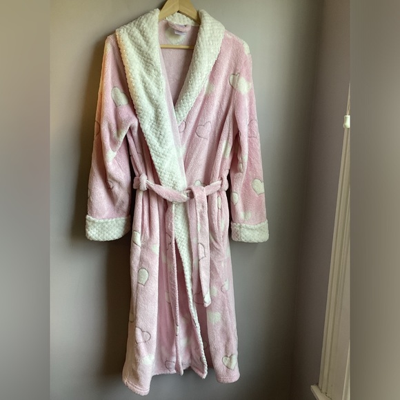 Secret Treasures | Intimates & Sleepwear | Secret Treasures Bath Robe ...